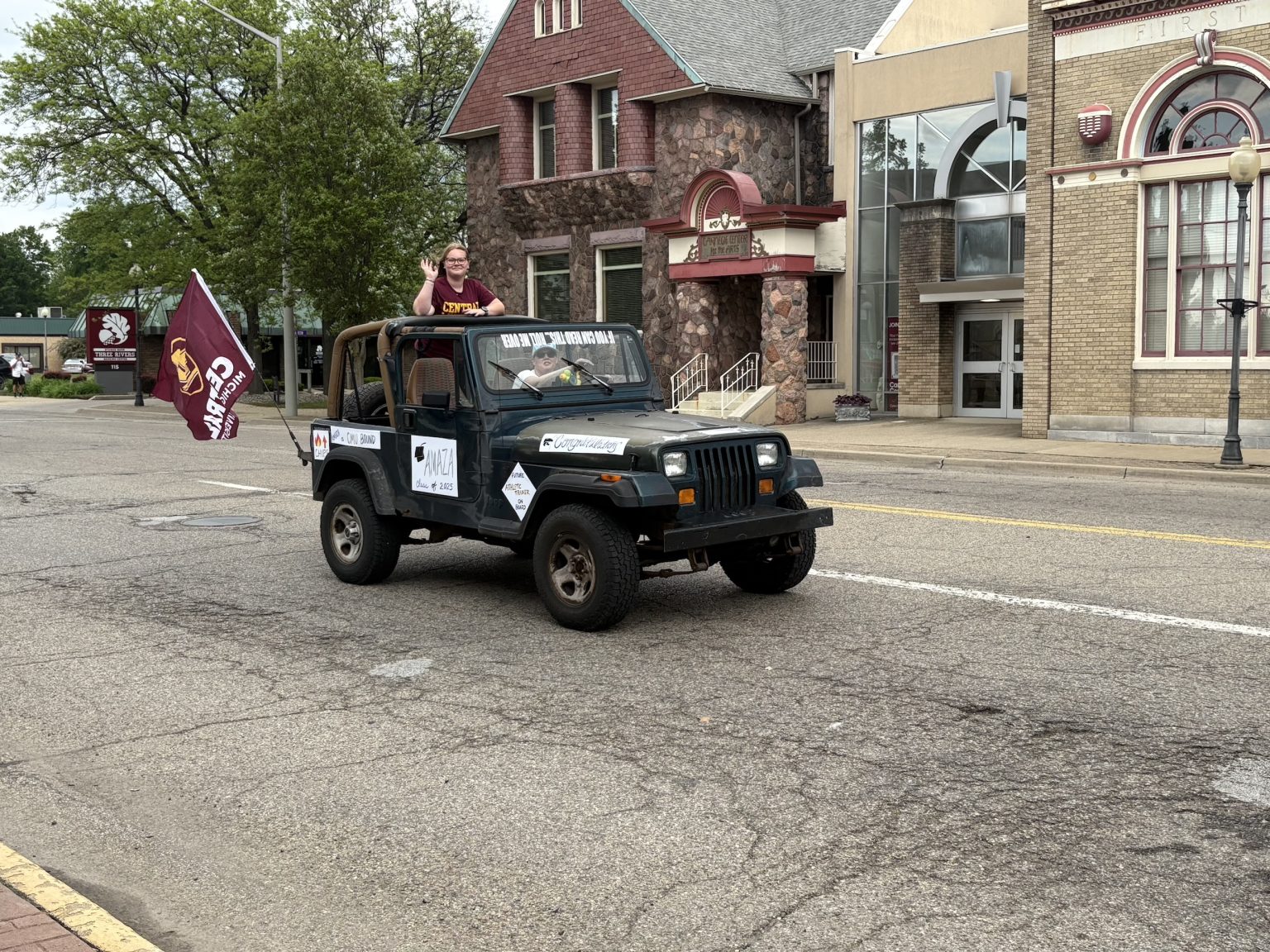 Photos: Three Rivers High School Class of 2025 Senior Parade ...